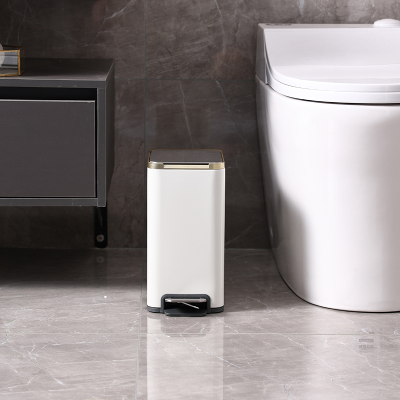 Foot Operated Trash Can - HANGZHOU BOSHEEN HOUSEHOLD TECHNOLOGY CO.,LTD